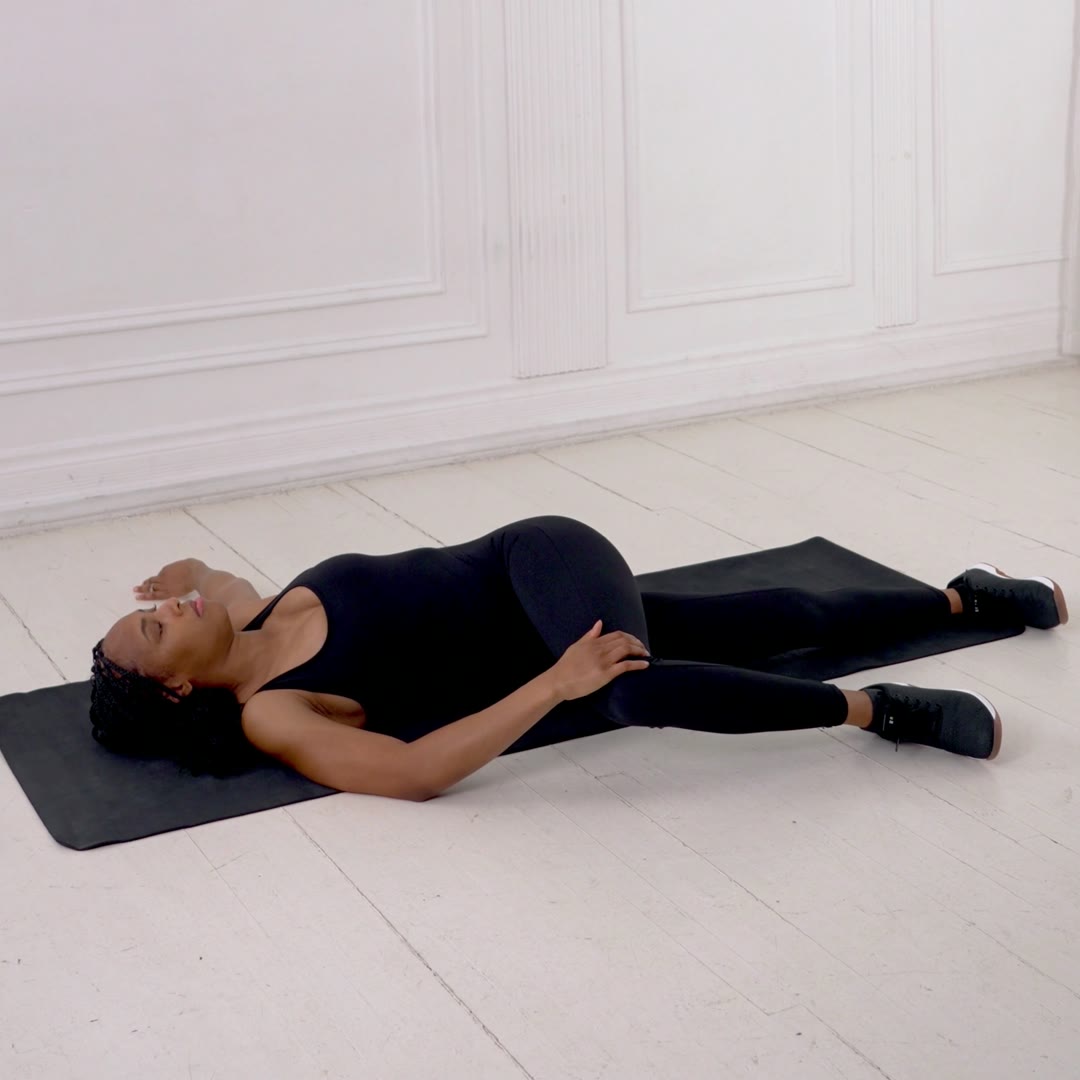 Side-Lying Thoracic Rotation Stretch - Exercise Guide | Motra