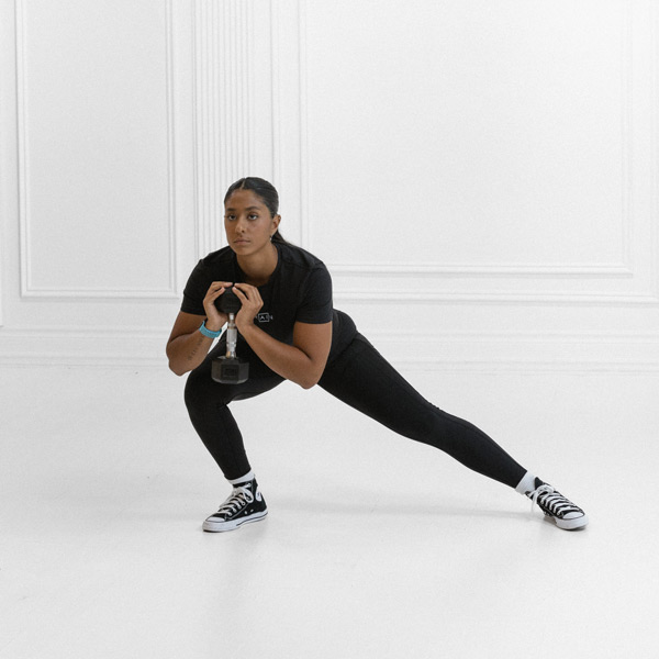 Dumbbell Lateral Lunge - Exercise Guide | Motra